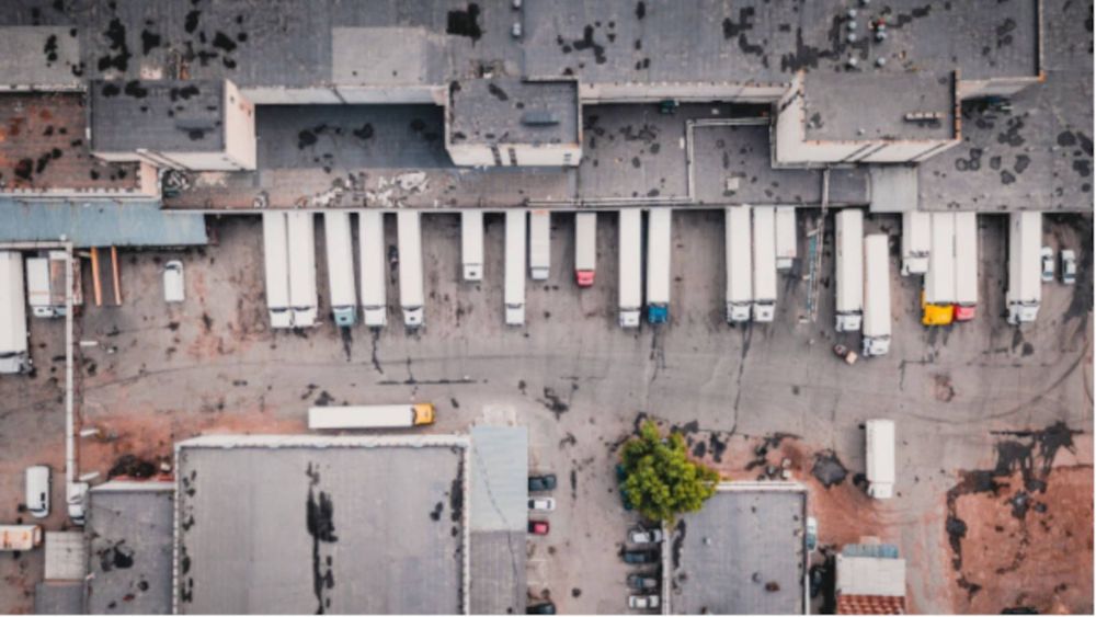 The complete guide to spot freight | Cargobase