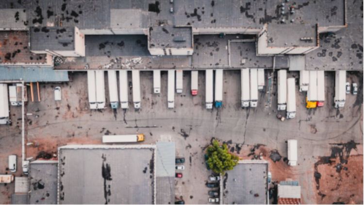 The complete guide to spot freight | Cargobase